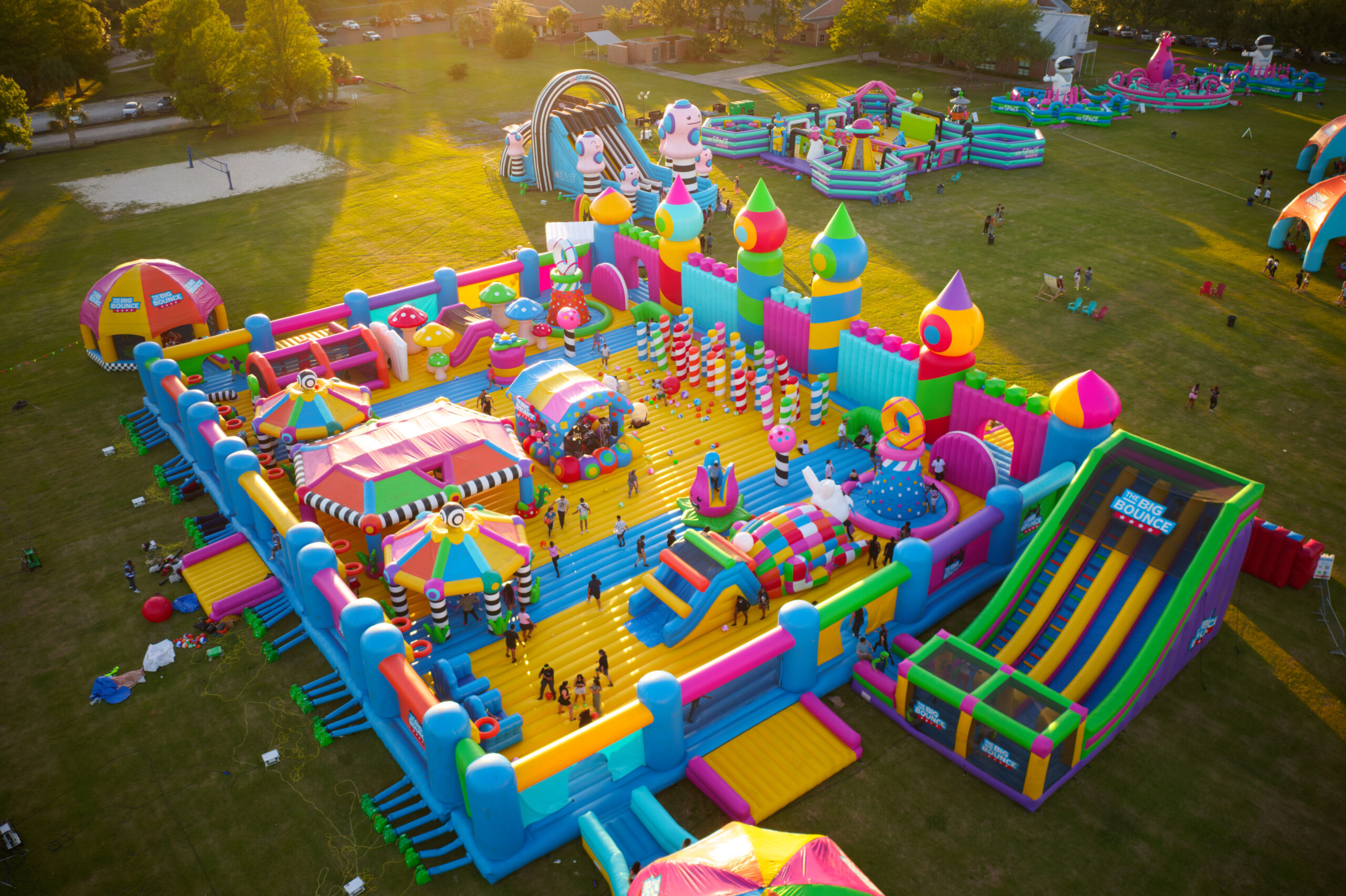 HSBC Life The Big Bounce World Tour - Hong Kong $330/90min Parent-Child Experience Early Bird ...